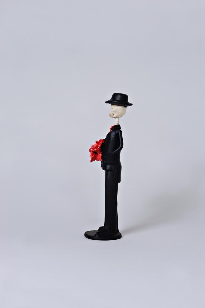 Roberto - Clay Ceramic Catrina – The Catrina Shop